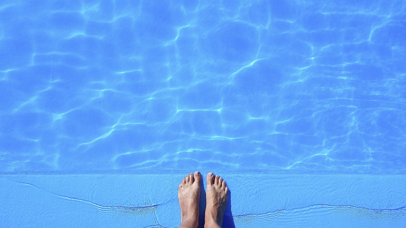 How to Clear Green Pool Water Fast: Kimberley Pool Care Tips ...
